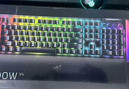 Игровая клавиатура razer blackwidow v4