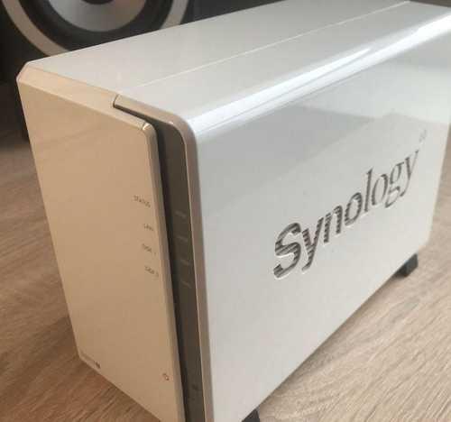 NAS Synology DS213J   2 x 3 Tb HDD WD