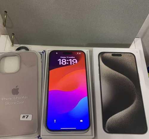 iPhone 15 Pro Max, 256 ГБ