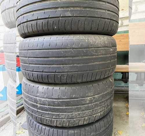 Dunlop SP Sport FM800 235/45 R18