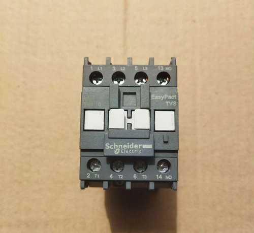 Контактор Schneider Electric EasyPact LC1E0910M5