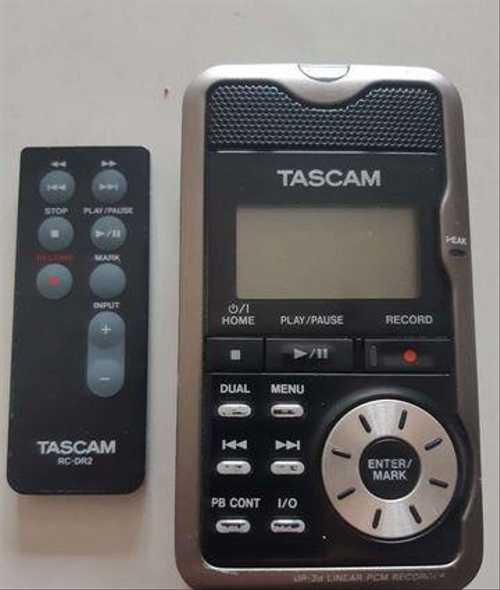Диктофон профессиональный Tascam DR-2D