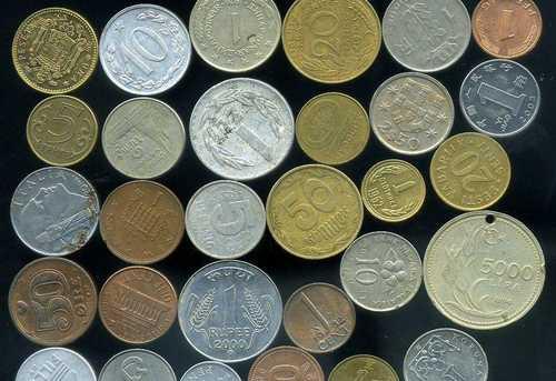 30 монет из 30 стран мира. Набор 32