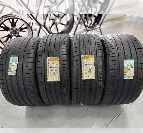 Pirelli P Zero PZ4 275/45 R21 и 315/40 R21 107Y