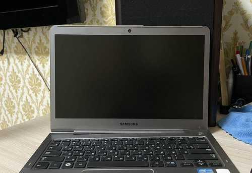 Ноутбук Samsung np530u3b