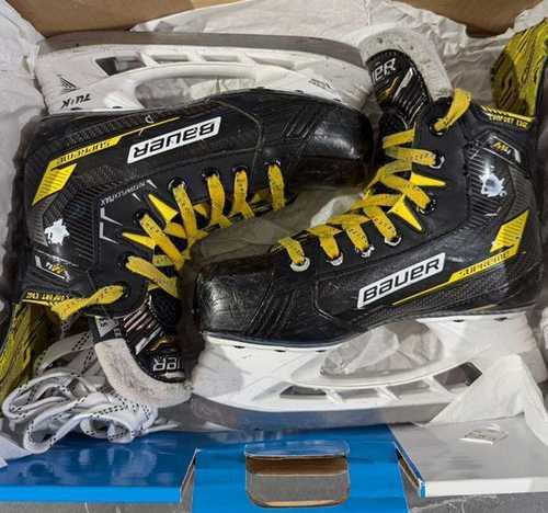 Хоккейные коньки Bauer supreme M4 jr 3,5 EE