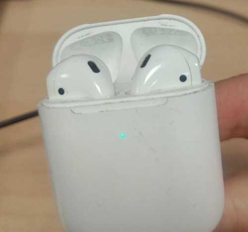 Apple Airpods 2