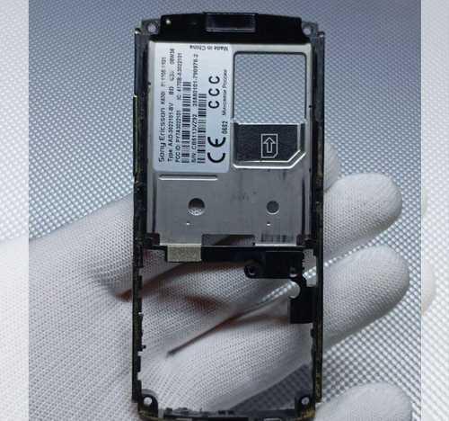 Sony Ericsson K630i. Средняя часть корпуса. Ориг