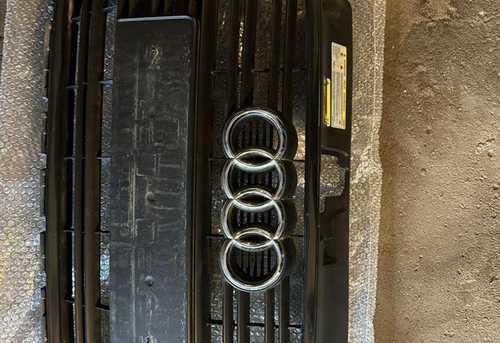 Решетка радиатора Audi A3 8V sedan 2016