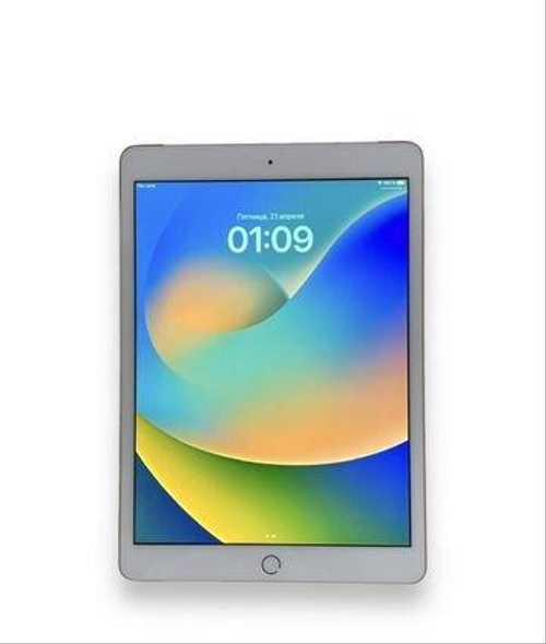 Планшет iPad 8 32gb WiFi Cellular A2429
