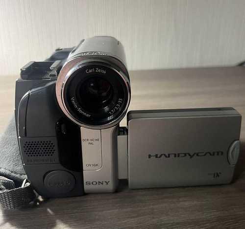 Видеокамера sony dcr hc14e