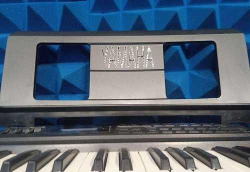Пюпитр для синтезатора и цифрового пианино Yamaha