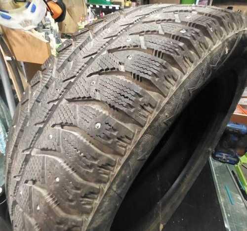 Bridgestone Ice Cruiser 7000 235/55 R18 99T