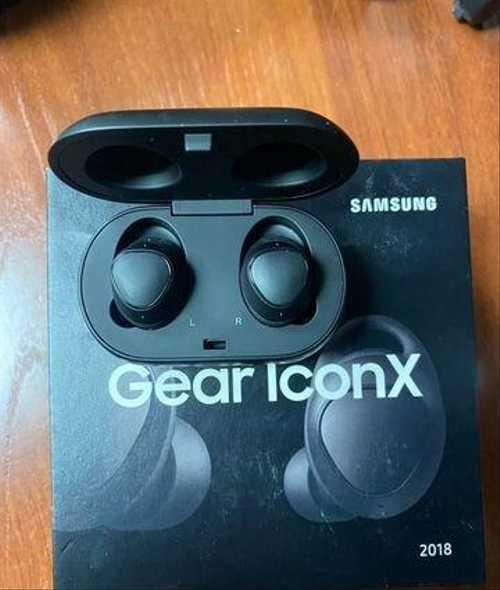 Спортивные наушники Bluetooth Samsung Gear IconX