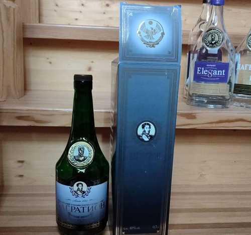 Бутылка стеклянная