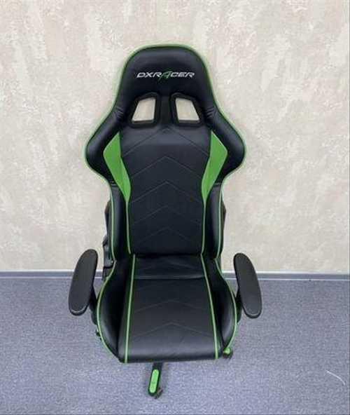 Игровое компьютерное кресло dxracer