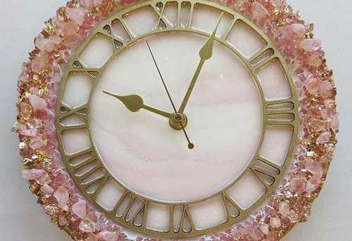 Часы настенные с розовым кварцем