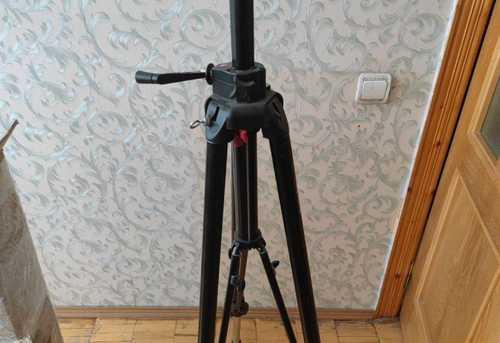 Штатив Manfrotto 058B Triaut студийный