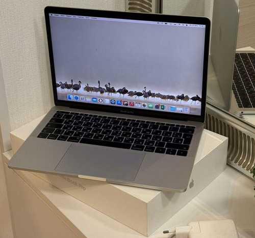 Apple macbook pro 13 retina 2017 256gb