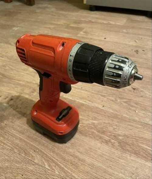 Дрель шуруповерт black & decker