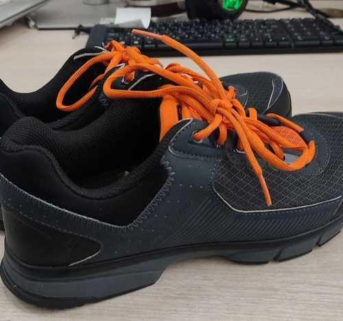 Specialized cadet 44 размер 28.3 см