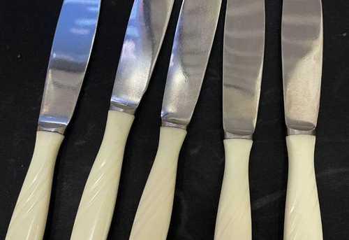 Ножи столовые с белыми ручками