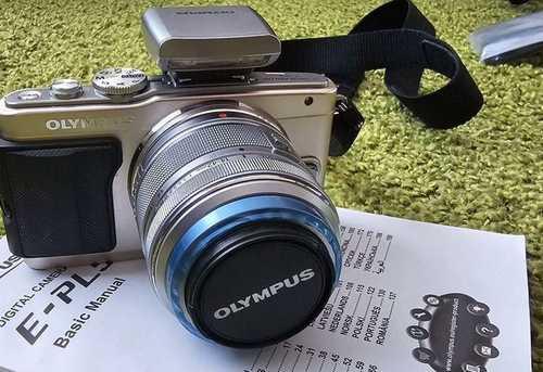 Цифровой фотоаппарат Olympus Pen E-PL5 Kit