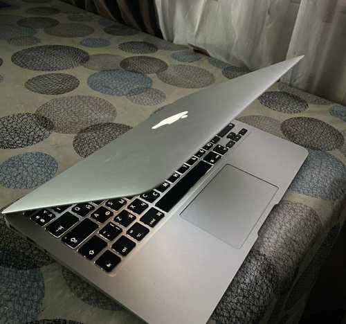 Apple macbook air 11 2012