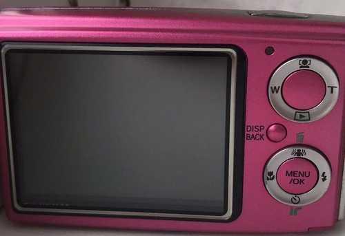 Цифровой фотоаппарат Fujifilm розовый бу