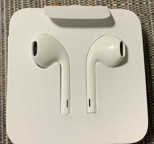 Наушники apple earpods lightning