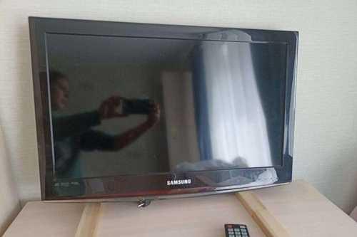 Телевизор Samsung LE26C450E1W, 66 см