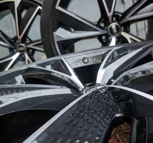 Колеса RS6 R22 оригинал