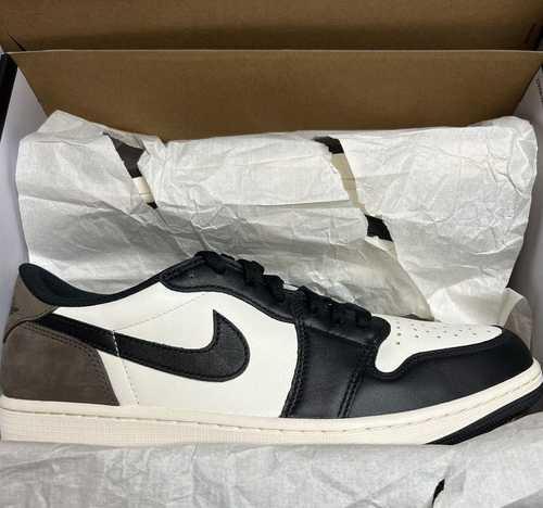 Air Jordan 1 Retro Low OG Mocha (11.5us/45.5eu)