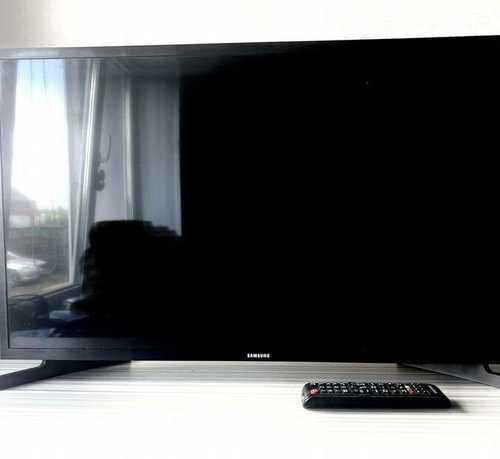 32" Телевизор Samsung UE32J5005AK LED