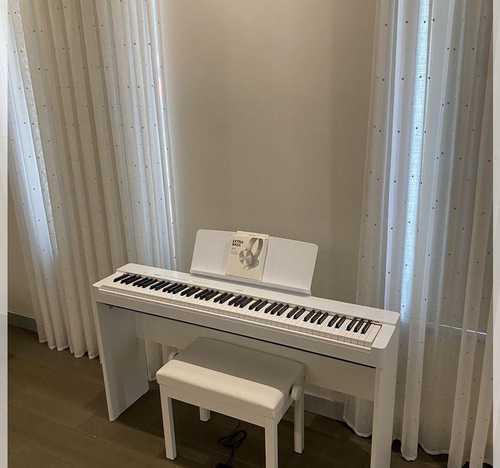 Цифровое пианин yamaha p225 подарочны комплект2024