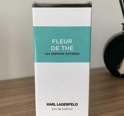 Karl lagerfeld fleur DE THE