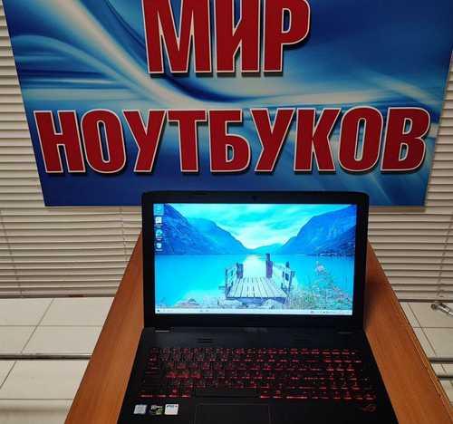 Игровой ноутбук Asus ROG в упаковке / GTX