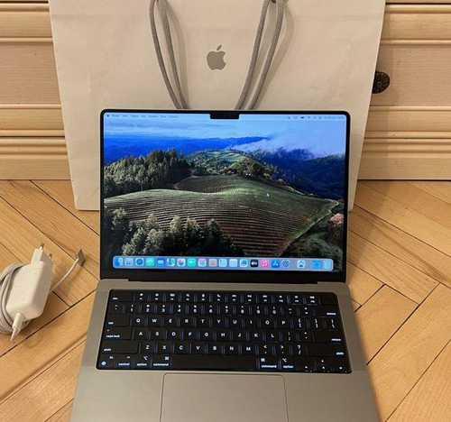 MacBook Pro 14 2023 M2 16Gb 512Gb 74 цикла акб