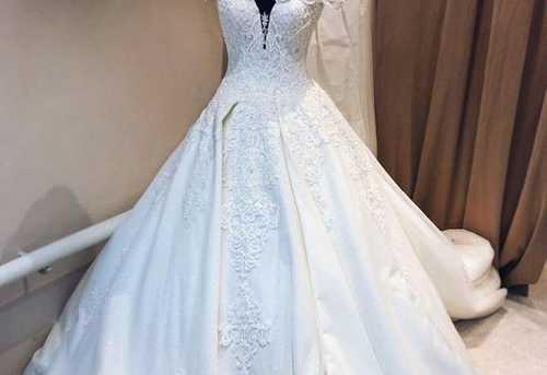 Свадебное платье класса люкс