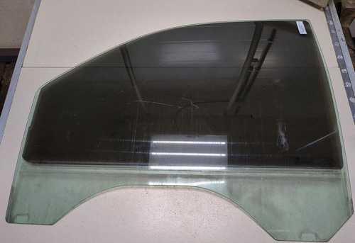 Стекло боковой двери Cadillac Escalade 3, 2007