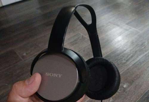 Проводные наушники sony