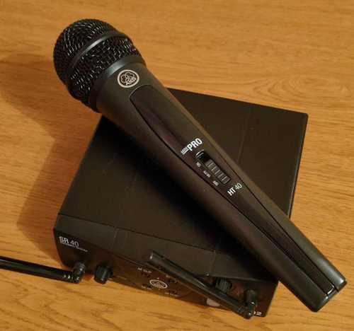 Радиосистема вокальная AKG WMS40 Mini