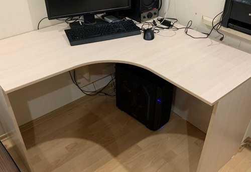 Компьютерный стол угловой 200х200см