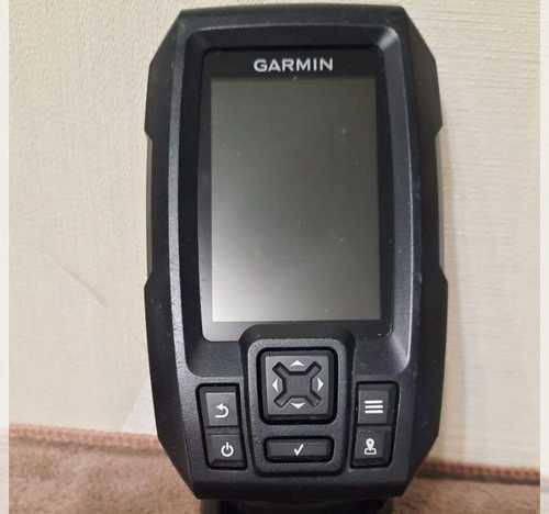 Эхолот Garmin striker 4