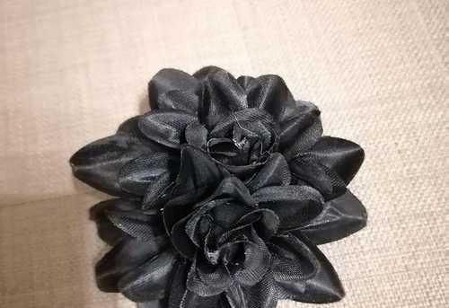 Заколка цветок черный
