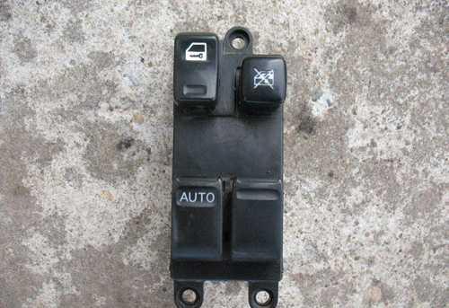 Блок кнопок стеклоподъемников Nissan Almera N16