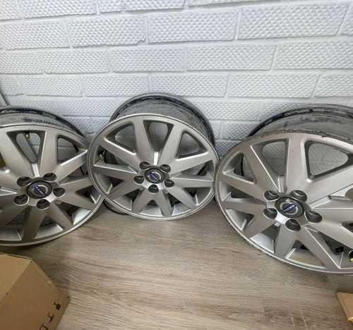 Диски Volvo cursa r16; 6,5 ширина; 52,5 Вылет; 63