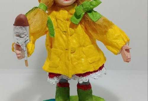 Ватная куколка Девочка в желтом плаще