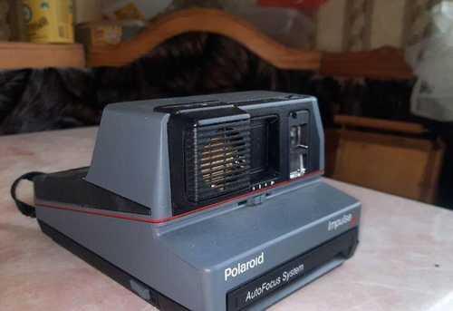 Фотоаппарат Polaroid с моментальной печатью