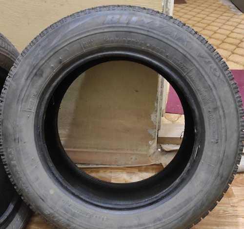 Bridgestone Blizzak VRX 185/65 R15